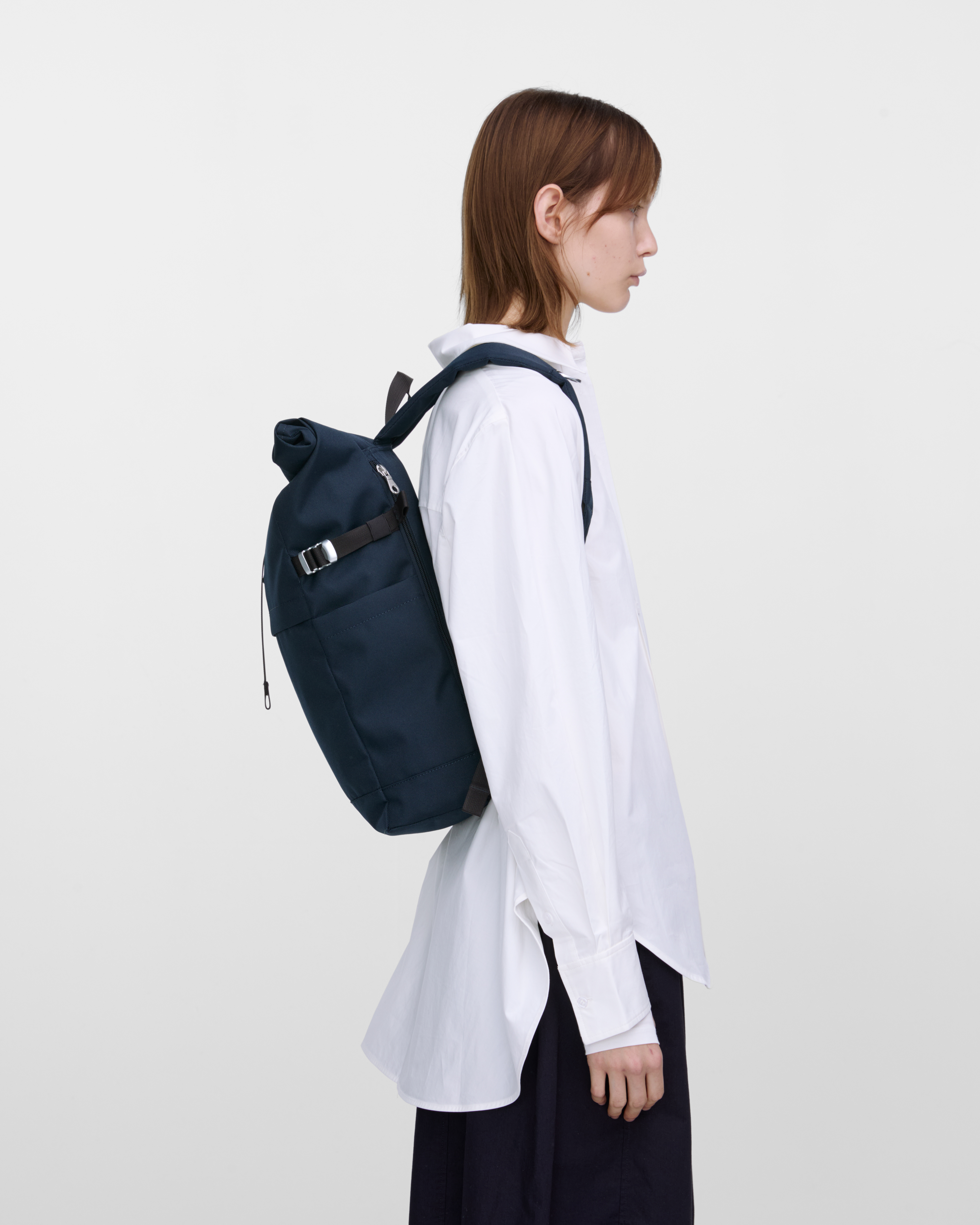 ICON Rolltop Backpack M | Navy | Ex Ilon Sandqvist